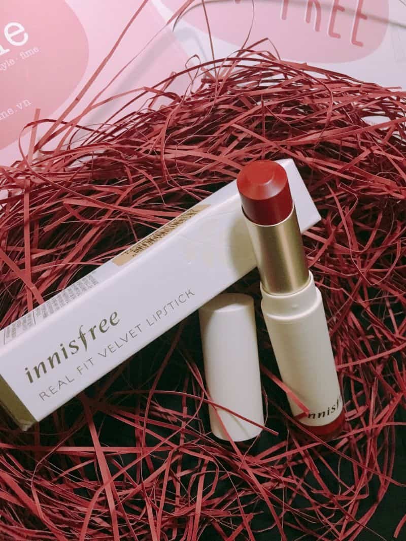 Chia sẻ trải nghiệm son Innisfree Real Fit Velvet Lipstick